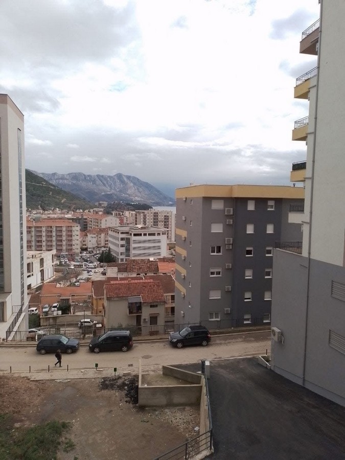 Budva Mega Mall yakınında satılık stüdyo daire | Gayrimenkul ...